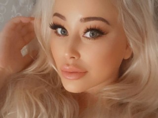 Lulublue_x's Live Webcam and Bio - CamZter.tv